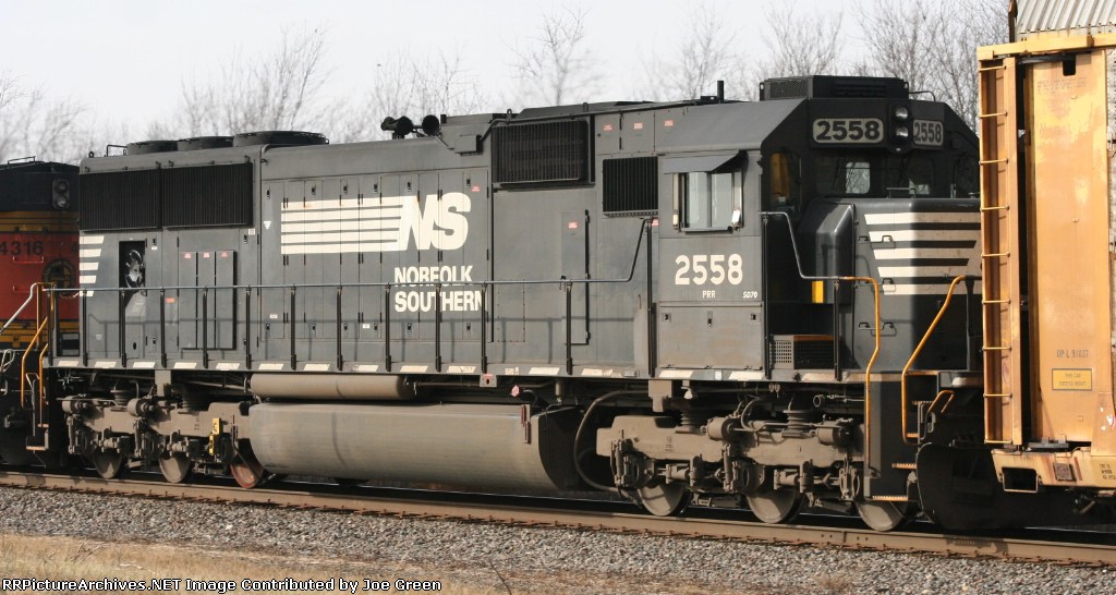 NS 2558